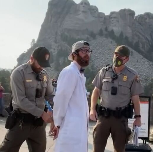 Austin Witsit - Flerf Wiki